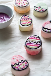 marshmallow easter eggs - Jelly Toast