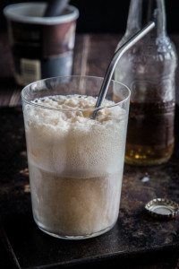 cream soda rum float - Jelly Toast