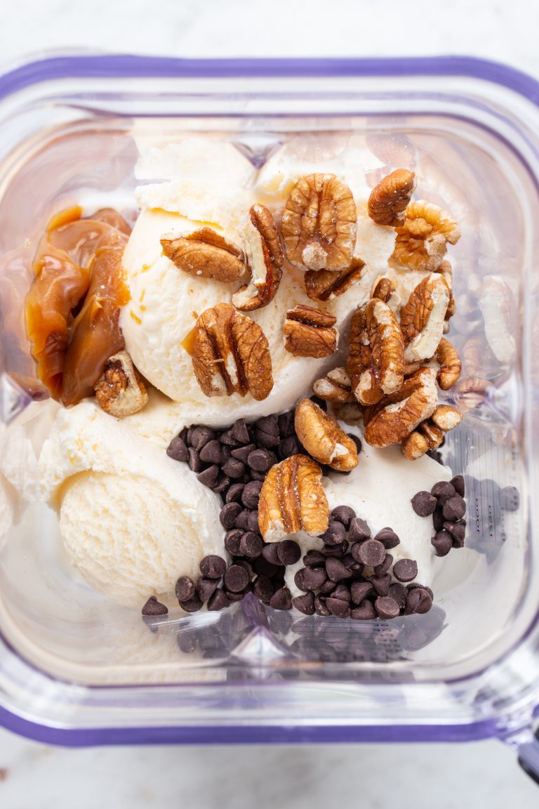 How to make the perfect milkshake + Turtle Milkshake - Jelly Toast